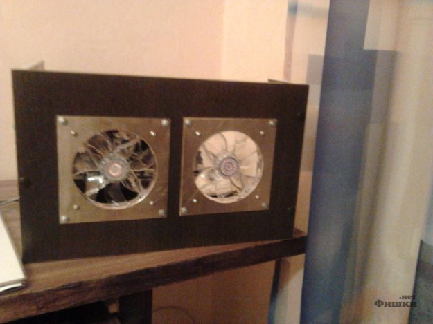 Desk's Built In Computer (20 Photos) - FunCage